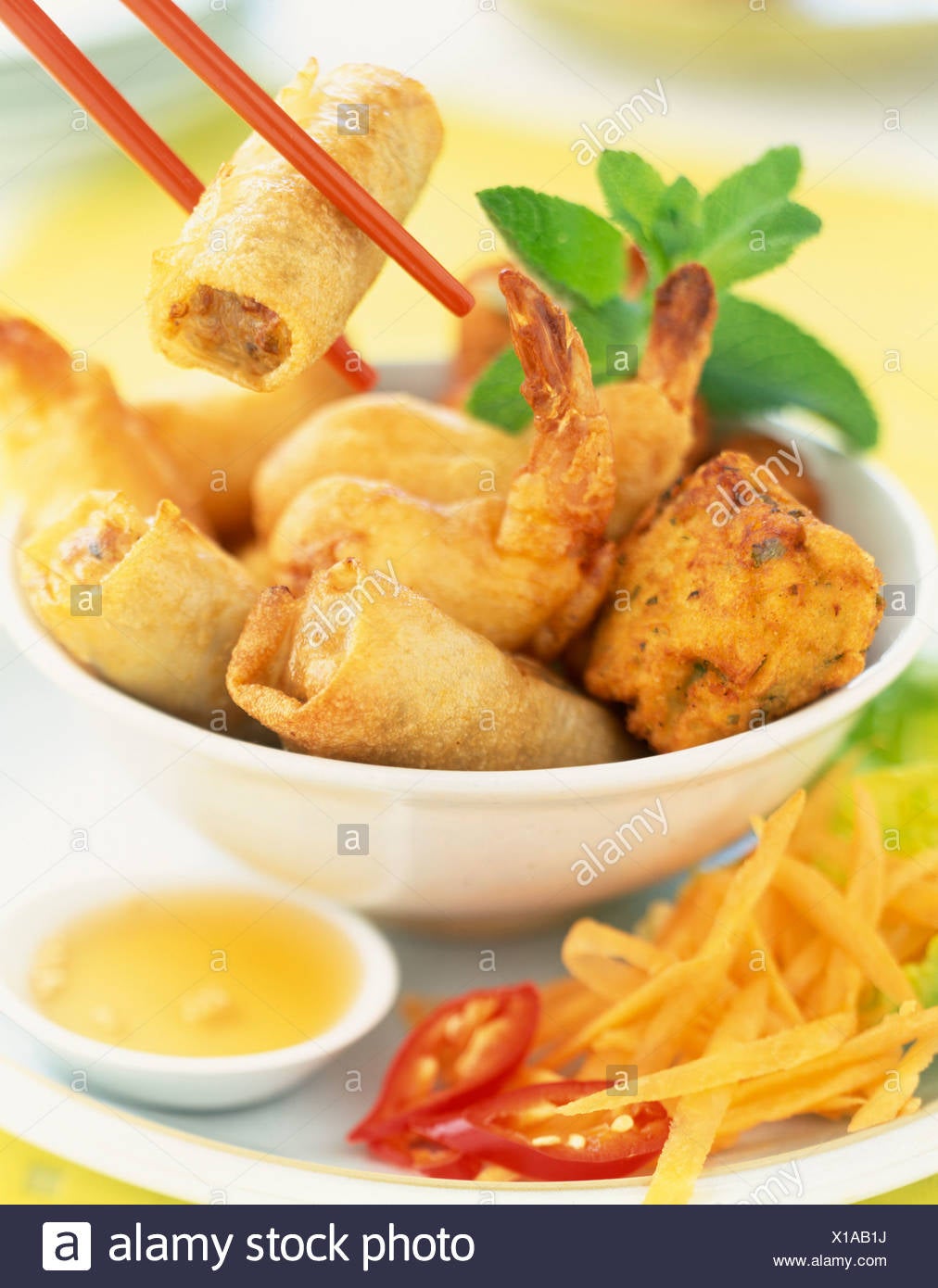 62.FRIED COMBO PLATTER大炸烩 | KUNG FU DUMOLINGS (TRURO)